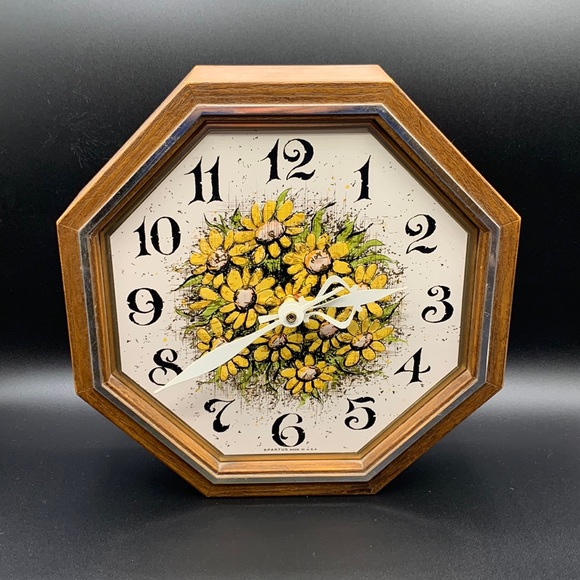 Vintage | Wall Decor | Vintage Mcm Metal Face Daisy Bouquet Octagon ...